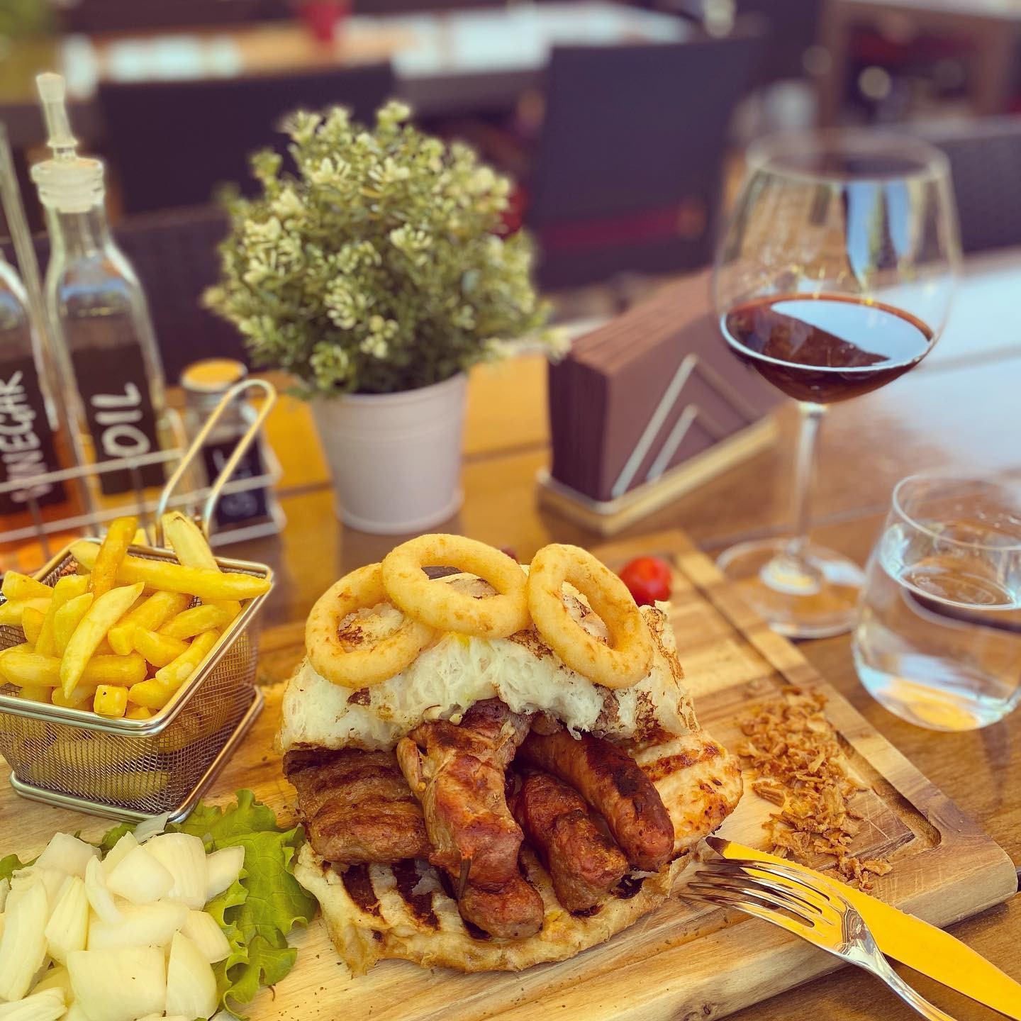 Mrak Restaurant&Bar naruči i plati online Mrak Restaurant&Bar