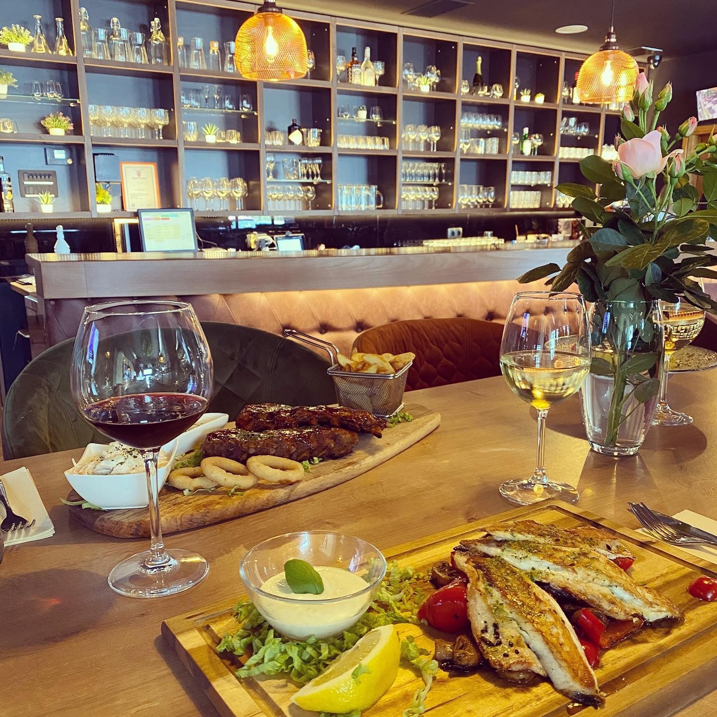 Mrak Restaurant&Bar naruči i plati online Mrak Restaurant&Bar