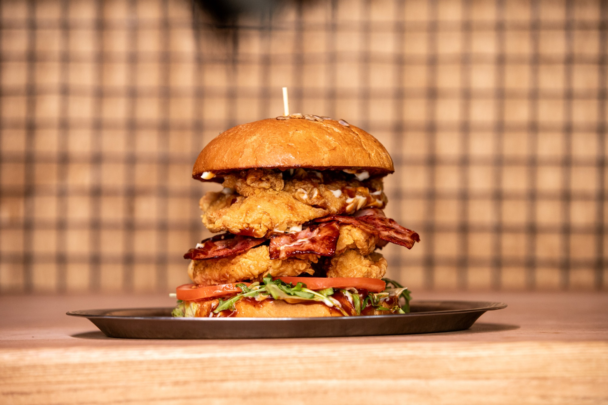 The Fking Burger - Comandă și achită online - The Fking Burger