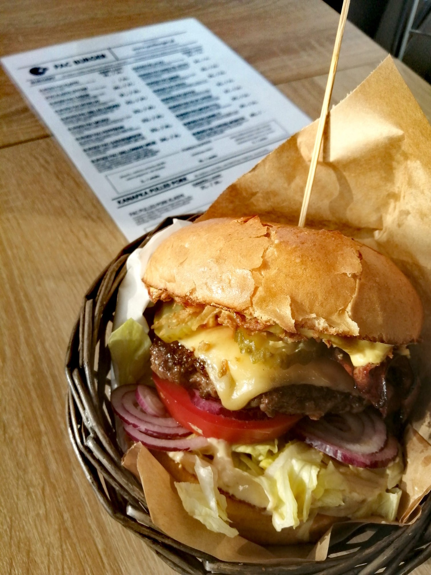 Pac Burger Warszawa - AKTUALNE MENU - Sprawdź i zamów na stronie!