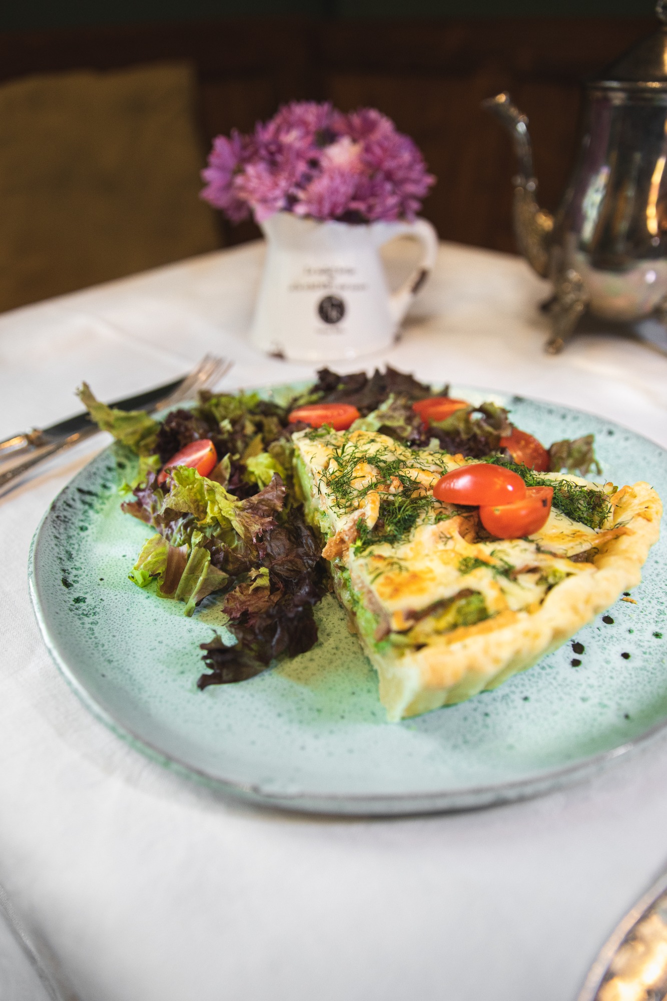 Meniul , comandă și plătește online - Waterloo Taverne Restaurant