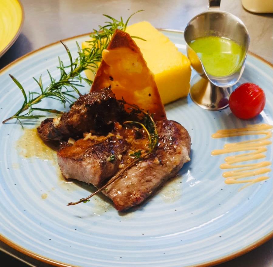 Meniul , comandă și plătește online - Waterloo Taverne Restaurant